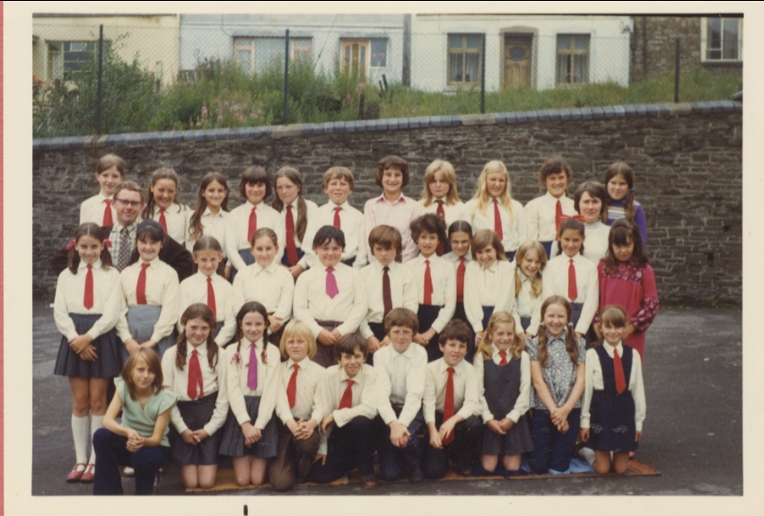 West Side School Choir, 1972 | Photo, Group, Mixed, The 1970s ...