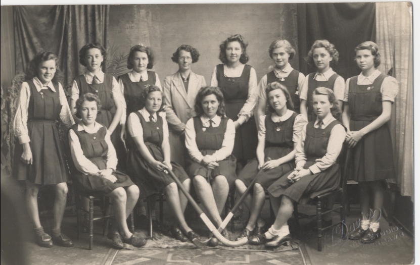 Brynmawr County School Girls' Hockey Team, 1940s | Ball, The 1940s ...