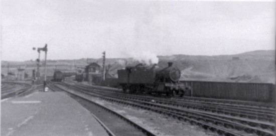 Great Western 72XX Class in the yard | Photo, Rail, The 1920s ...