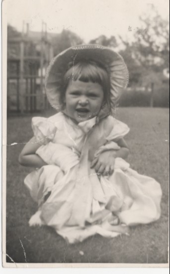 Jane.Thomas(nee Cusack) | Domestic 2, Female, Fashion, Photo, Other 4 ...