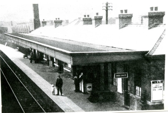 Tredegar Station | Other, Photo, Rail, The 1930s, Social History ...